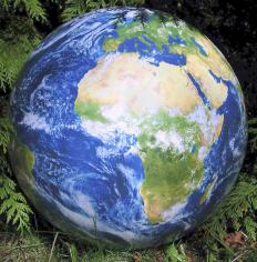 Inflatable Earth Ball – Treehouse Toys